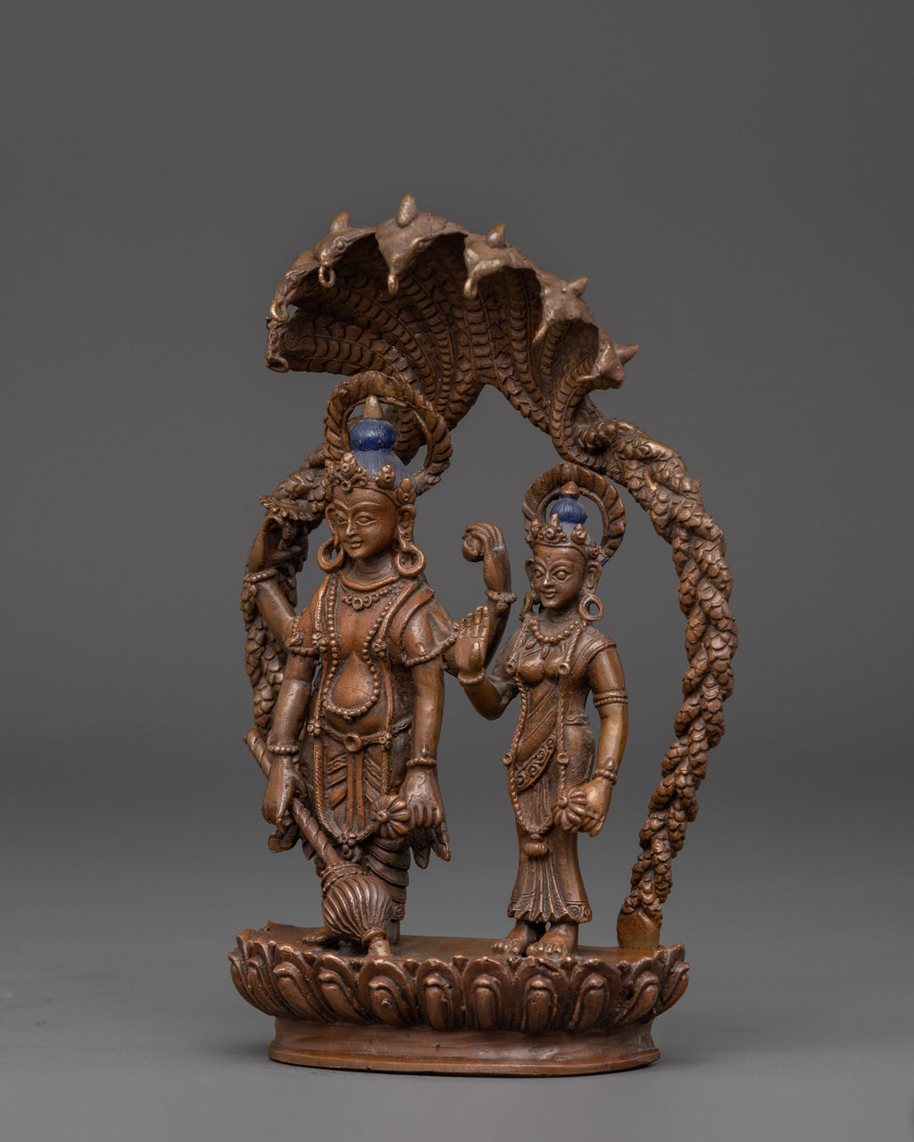 Vishnu and Laxmi Statue | Divine Deity of Harmony and Preservation