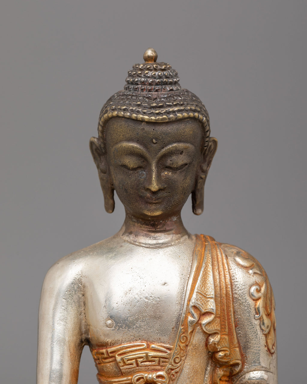 Traditional Shakyamuni Buddha Divine Statue | Buddha for Meditation ...