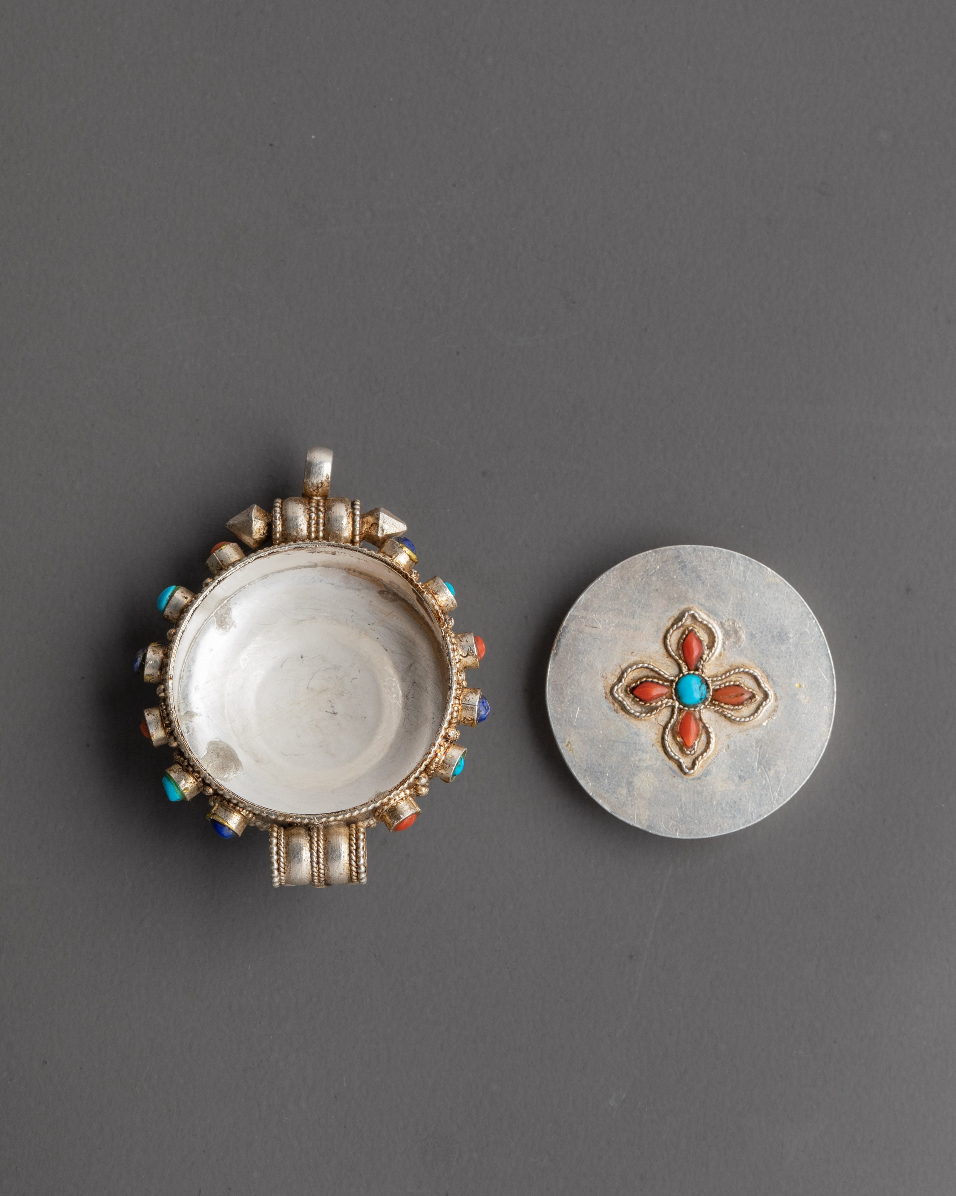 Tibetan Buddhist Ghau Box Locket for Accessory | Symbol of Protection