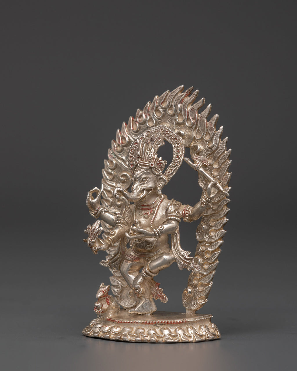 Ganesh Statue the Embodiment of Knowledge | Silver Ganesha Statue for ...